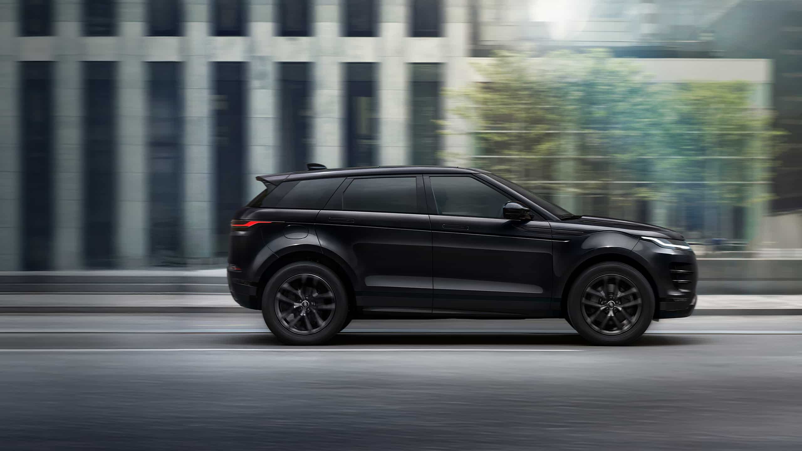 Range Rover Evoque Black 4 Door