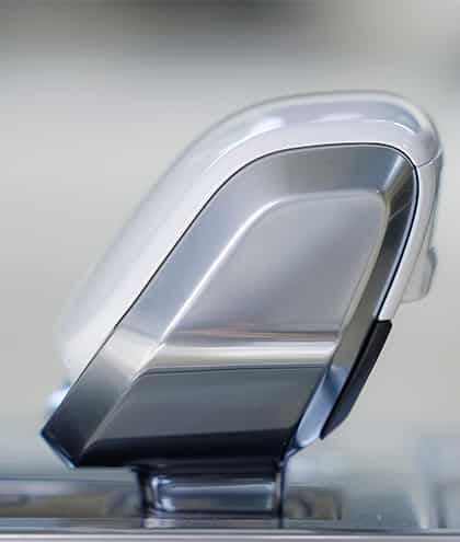 Personalize Your Range Rover vehicle with Bespoke.